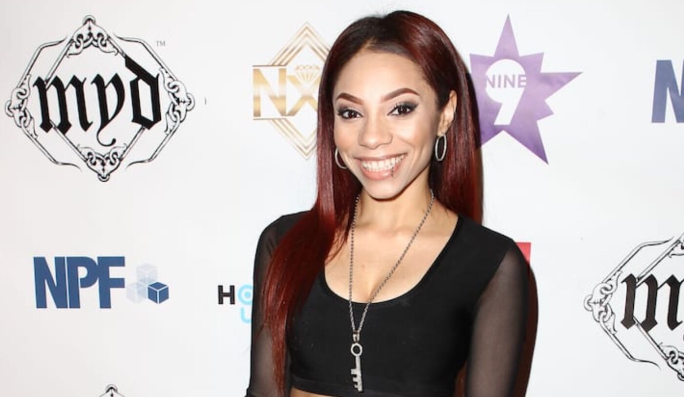 Know About The Only Daughter Of Eazy-E's :Erin, All Twist And Turns